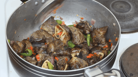 Authentic Nigerian Asun Recipe (Spicy Grilled Goat Meat) - Cooking Day